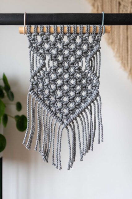 20+ Free Macrame Wall Hanging Patterns and Tutorials - Sarah Maker