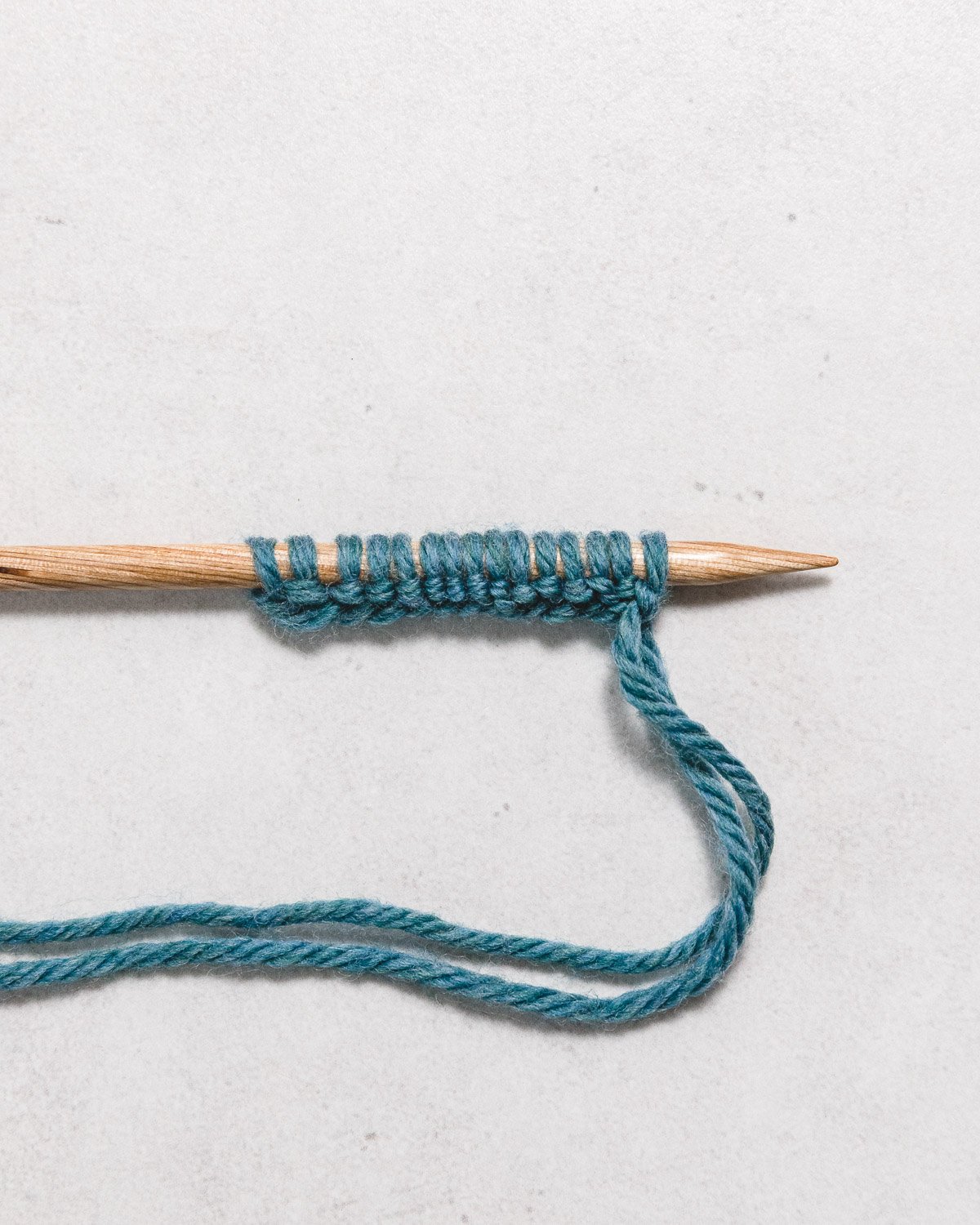 How to Do the Long Tail Cast On in Knitting - Sarah Maker