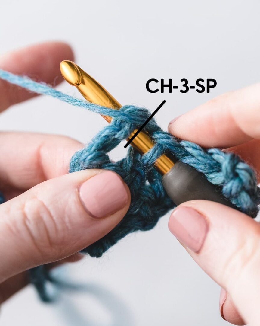 How to Corner-to-Corner Crochet (C2C) for Beginners - Sarah Maker