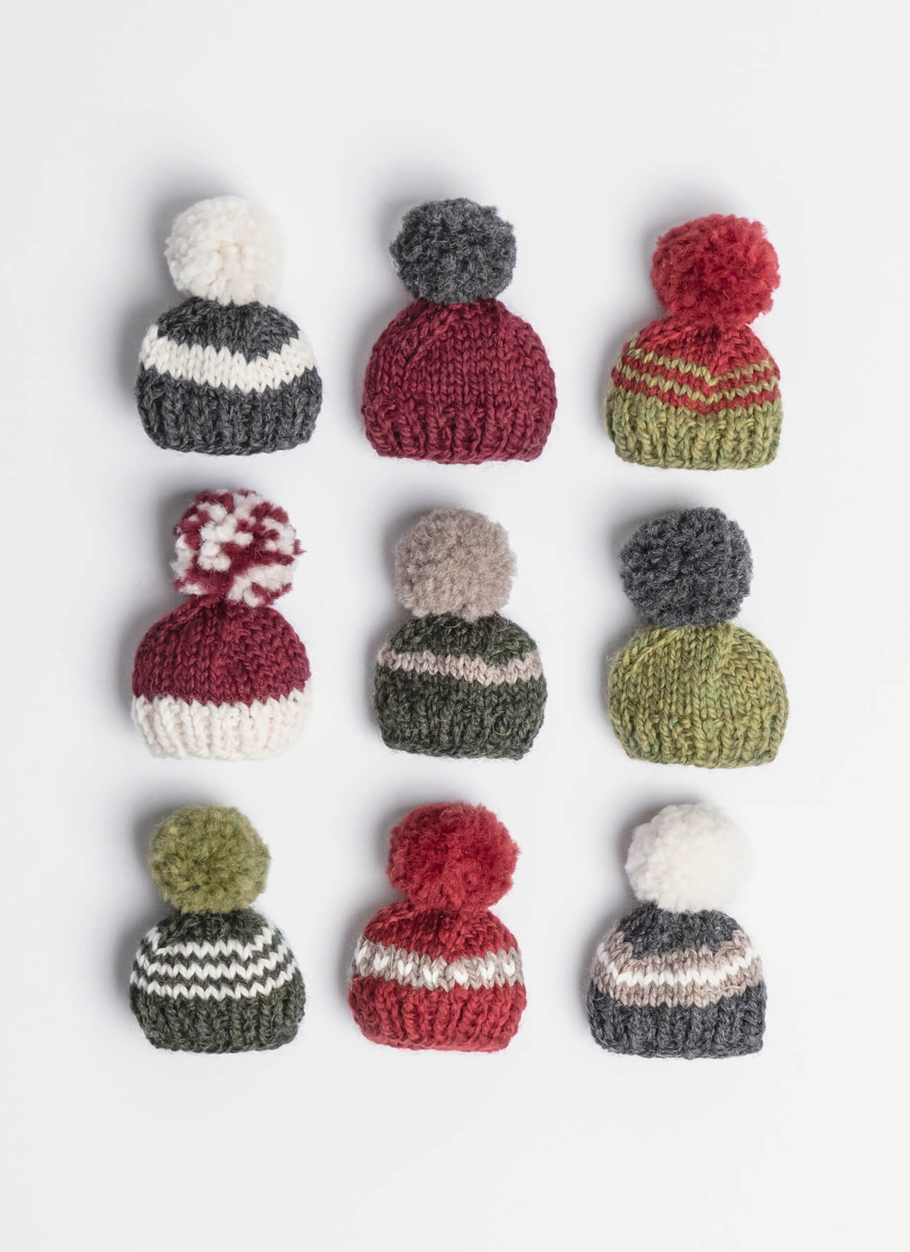 25 Free Christmas Knitting Patterns - Sarah Maker