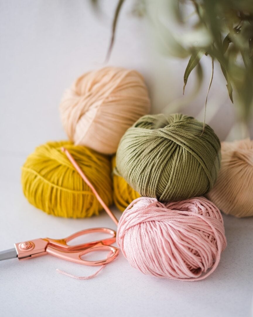 Types of Yarn: Everything You Need to Know - Sarah Maker