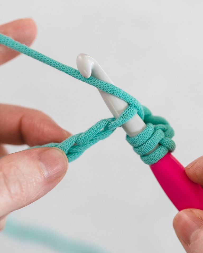 How to Treble Crochet Stitch (tr) - Sarah Maker