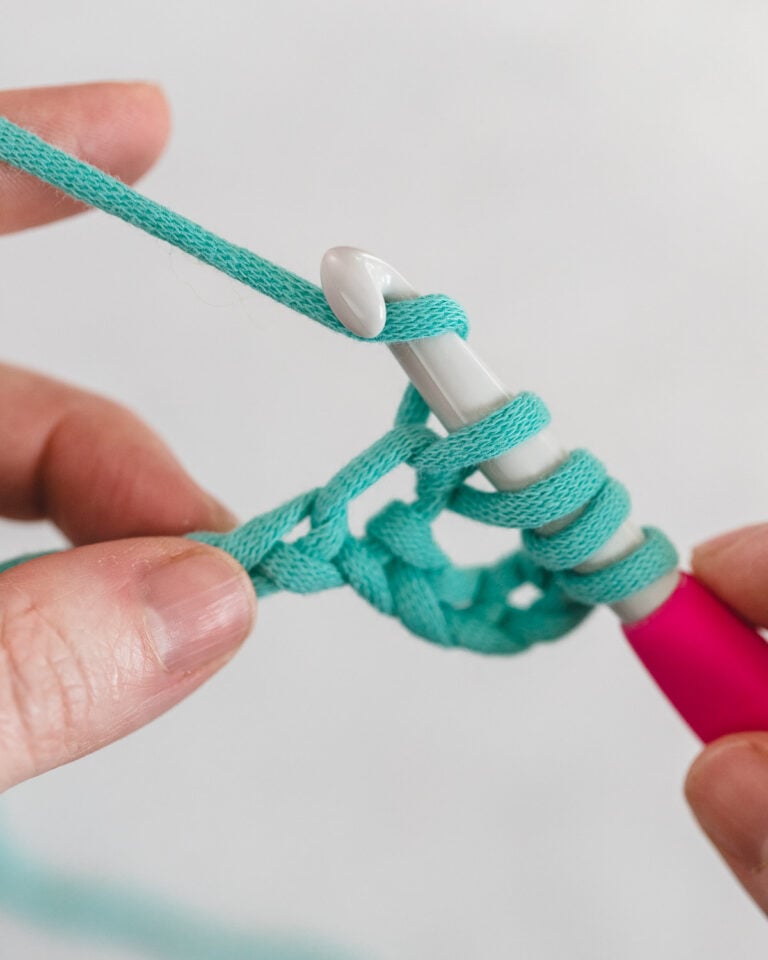 How to Treble Crochet Stitch (tr) - Sarah Maker