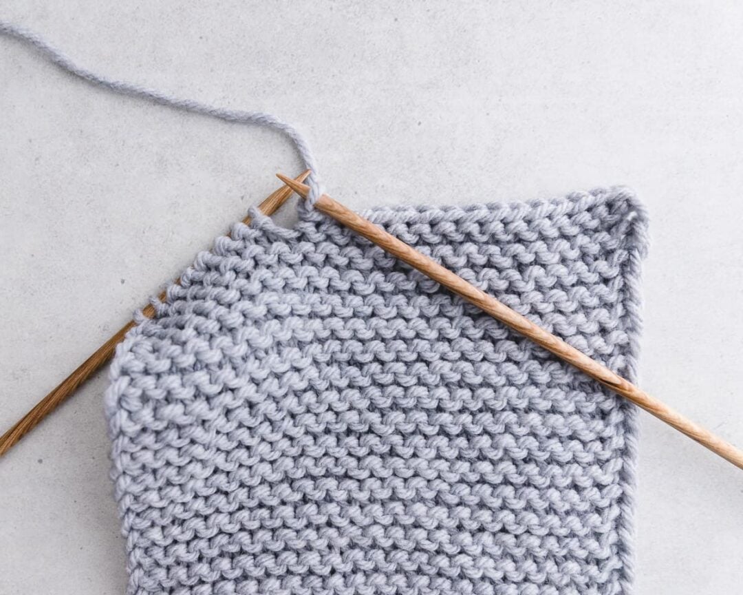 How to Knit a Scarf for Beginners + Free Pattern - Sarah Maker