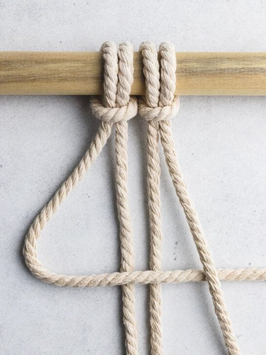 17 Basic Macrame Knots: Step-by-Step Instructions - Sarah Maker