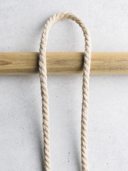 17 Basic Macrame Knots: Step-by-Step Instructions - Sarah Maker