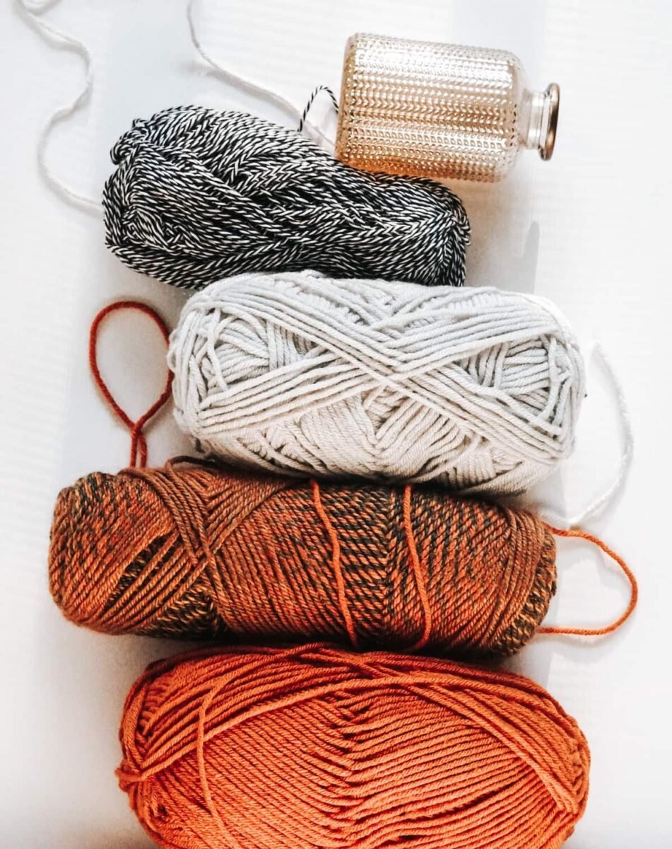 What is a Skein of Yarn? - Sarah Maker