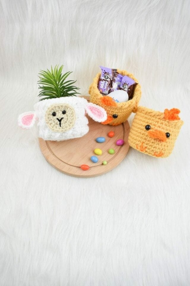 21 Free Easter Crochet Patterns: Eggs, Baskets, Bunnies, and More