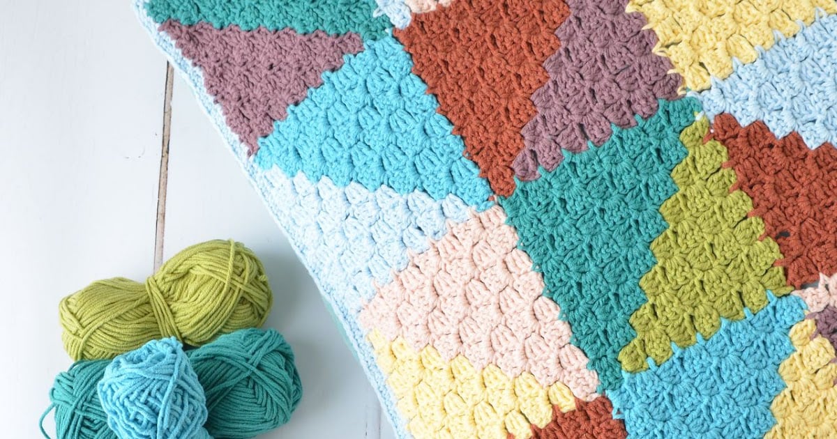 25 Free C2C Crochet Patterns (Blankets and More!) - Sarah Maker