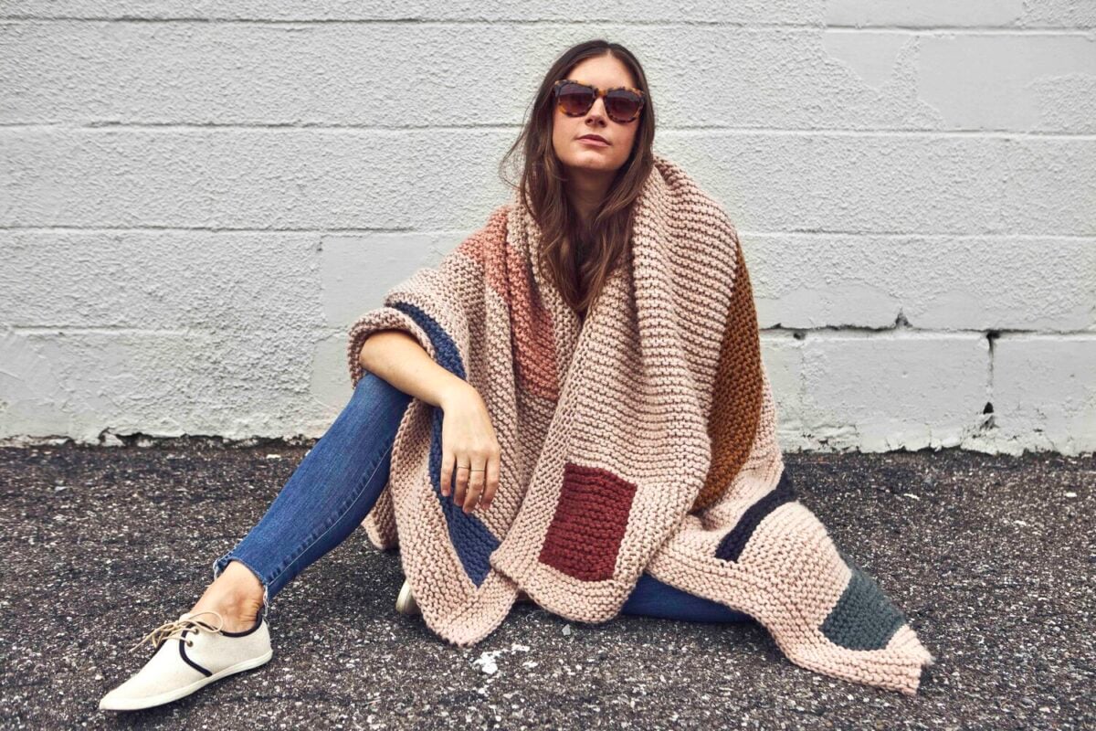 25 Easy & Free Knit Blanket Patterns to Keep You Cozy - Sarah Maker