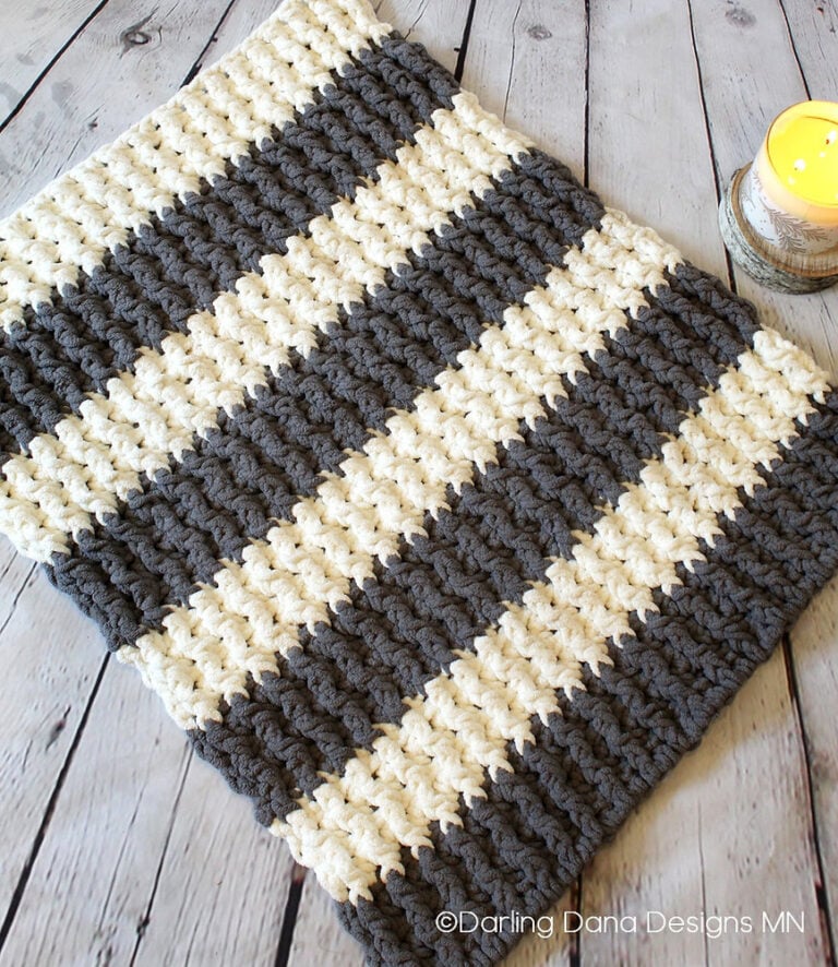 27 Free Crochet Rug Patterns - Sarah Maker