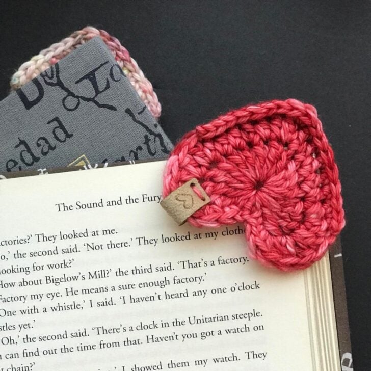 25 Free Crochet Bookmark Patterns - Sarah Maker