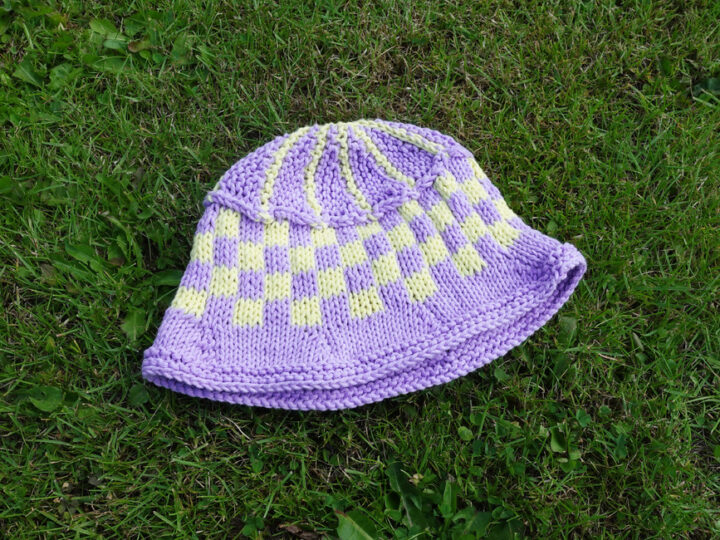 15 Free & Easy Bucket Hat Knitting Patterns - Sarah Maker