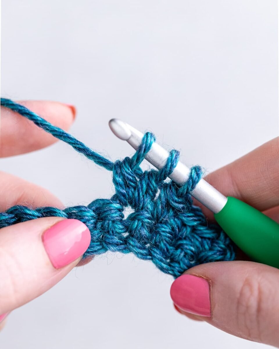 How to Crochet the Bobble Stitch - Sarah Maker