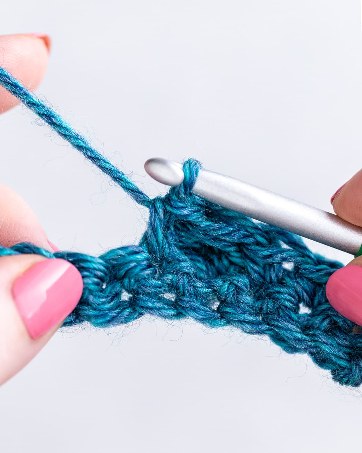 How to Crochet the Bobble Stitch - Sarah Maker