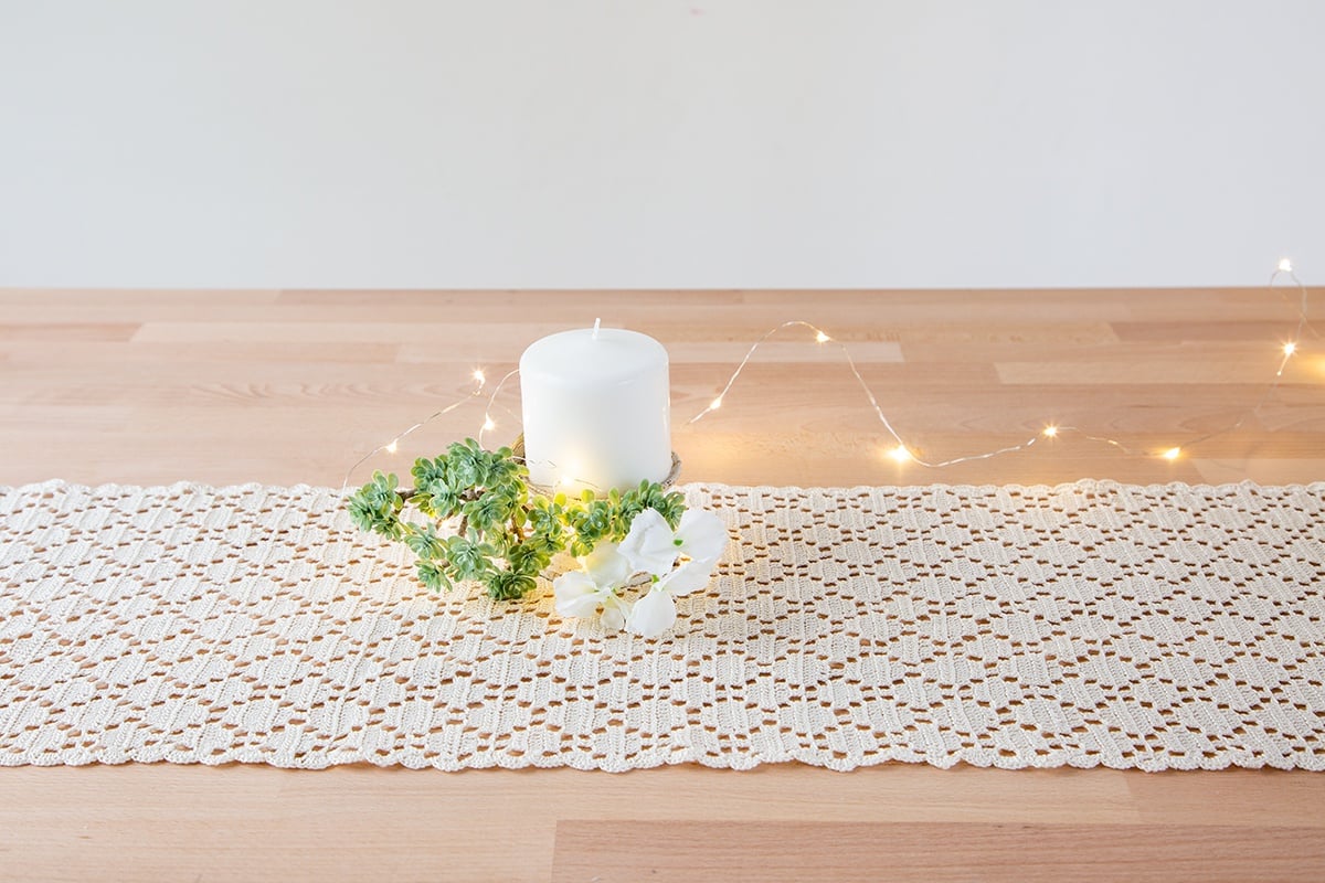 25 Free Crochet Table Runner Patterns - Sarah Maker