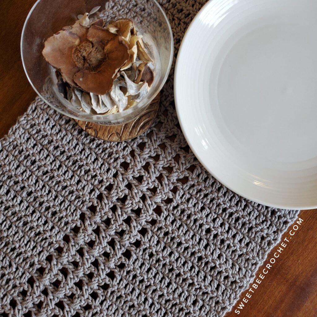 25 Free Crochet Table Runner Patterns - Sarah Maker