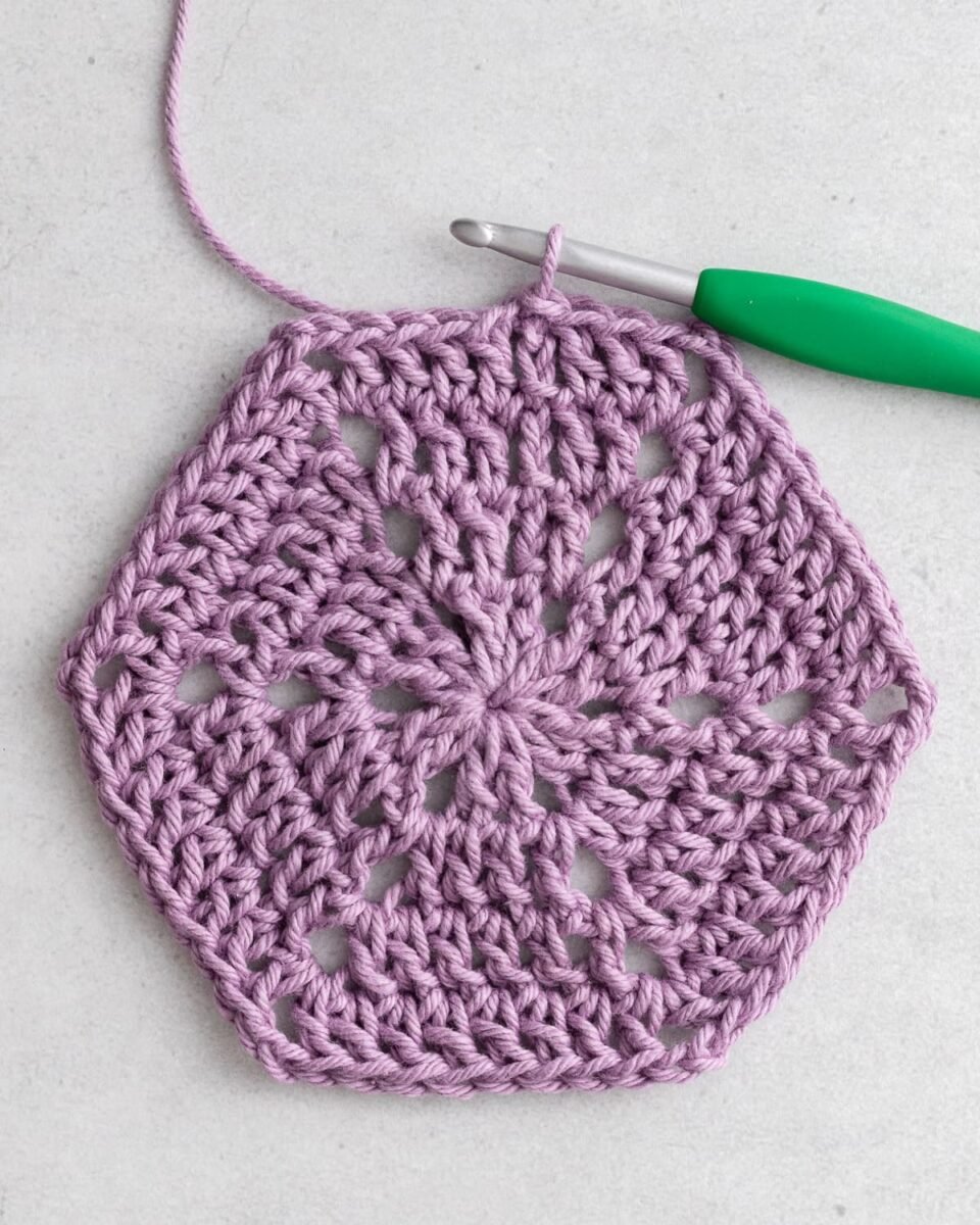 How to Crochet a Hexagon - Easy Beginner Tutorial - Sarah Maker