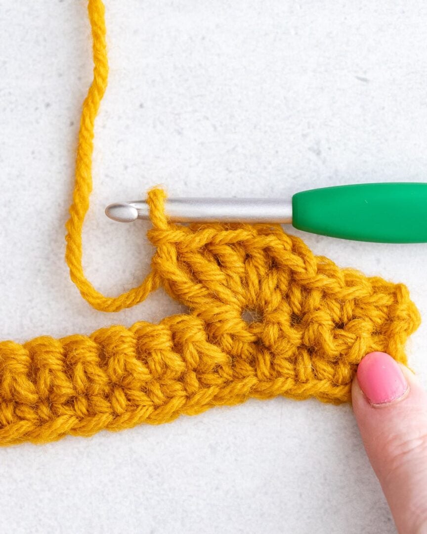 How to Crochet Popcorn Stitch - Step-by-step Tutorial - Sarah Maker