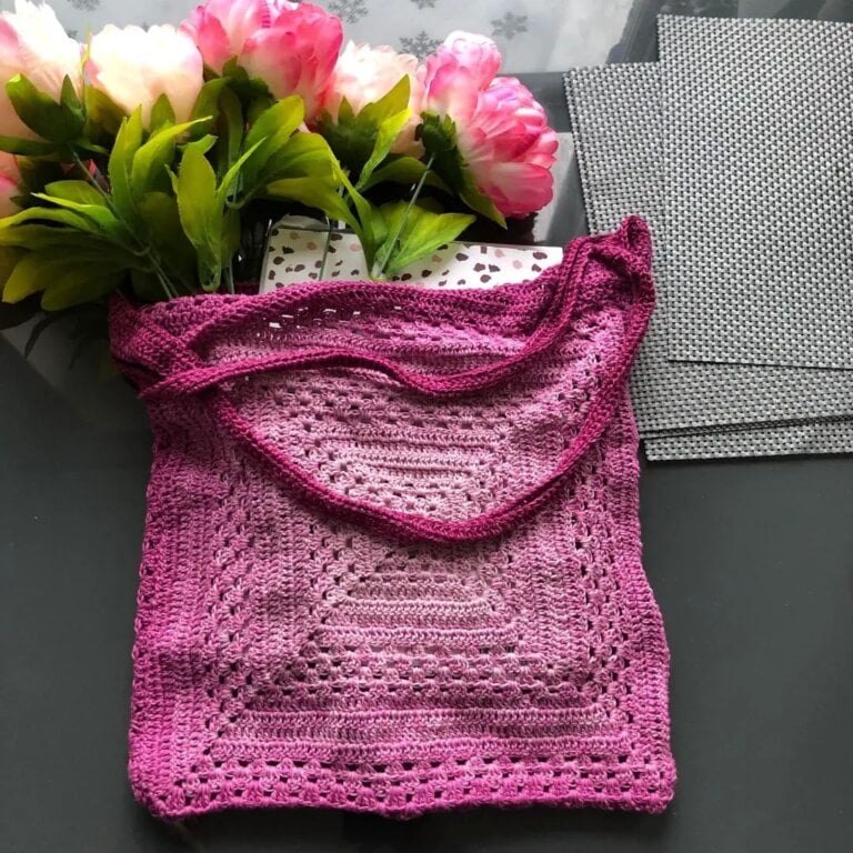 25+ Free Granny Square Bags Patterns - Sarah Maker