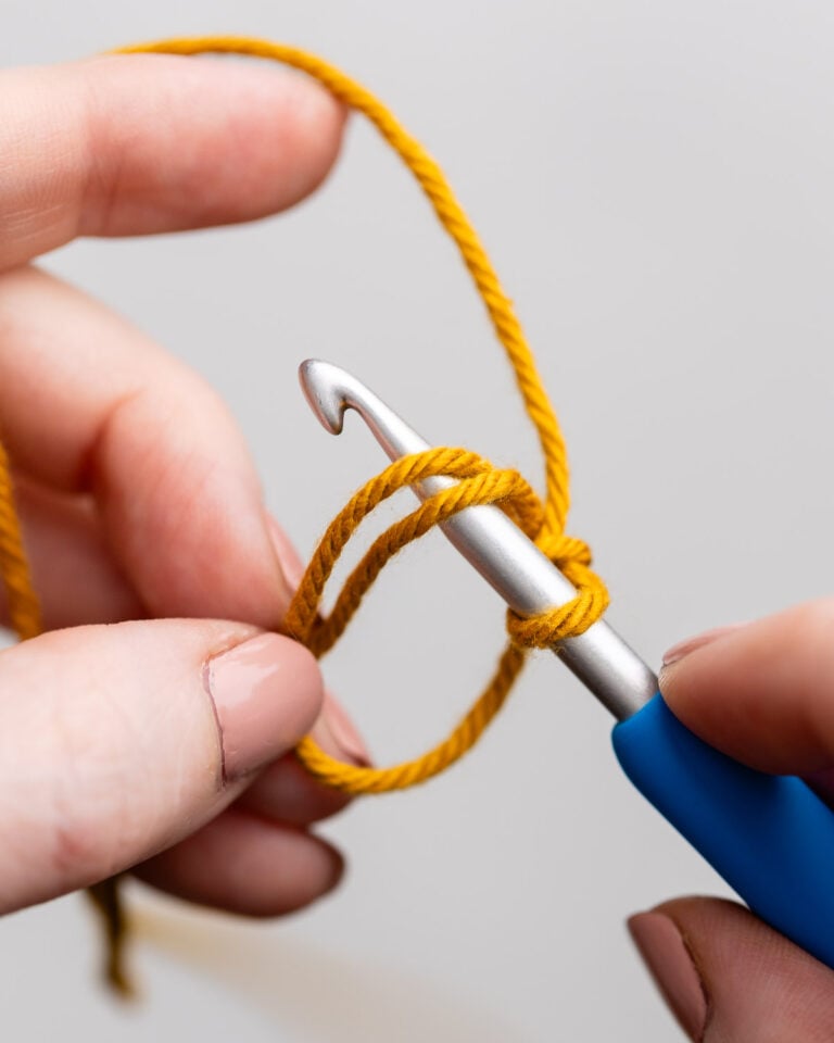 How to Crochet a Magic Ring (Magic Circle) - Sarah Maker